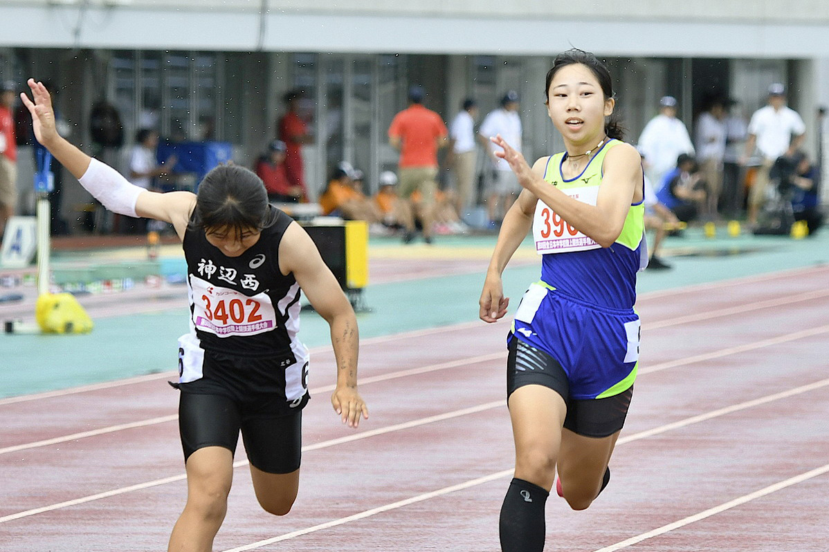 岡林結衣（大津2年）女子100メートルV 12秒12 全中陸上 2年連続短距離制す | 高知新聞