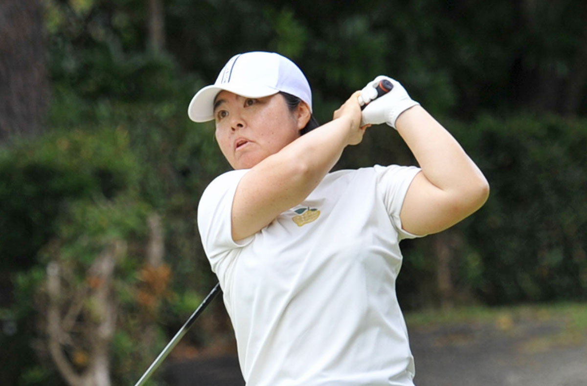 内田琴子と酒井千絵が首位、不動裕理は7位 女子プロゴルフ「Obbliカップ」開幕 土佐CC | 高知新聞