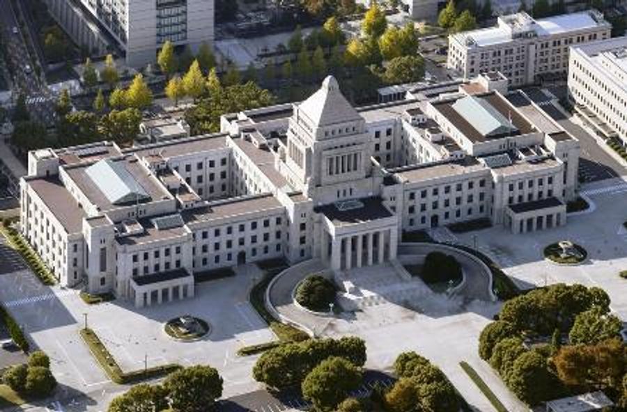 自民、新人2議員を厳重注意 衆院本会議場で撮影 | 高知新聞