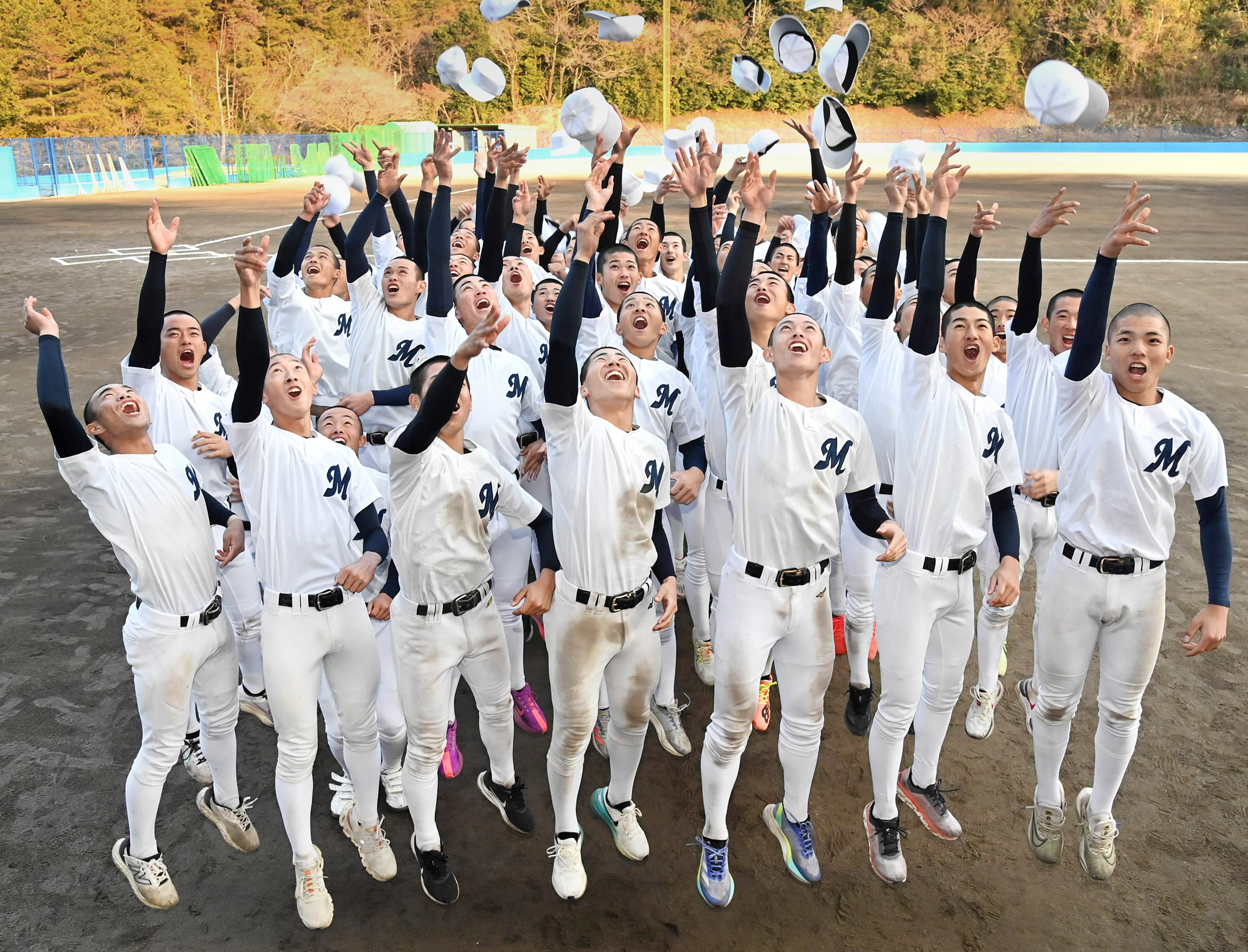 【動画】明徳義塾、4年ぶりセンバツ甲子園に出場決定！ 馬淵監督「4強より上を」 | 高知新聞